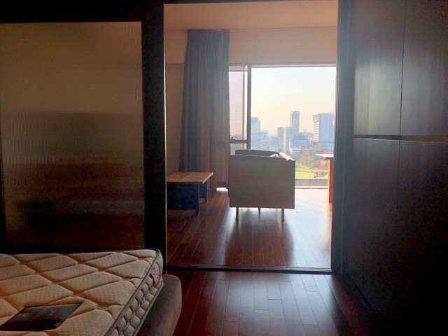 Century 21 Thailand Property - Luxury unit for rent, only 80 metres ...