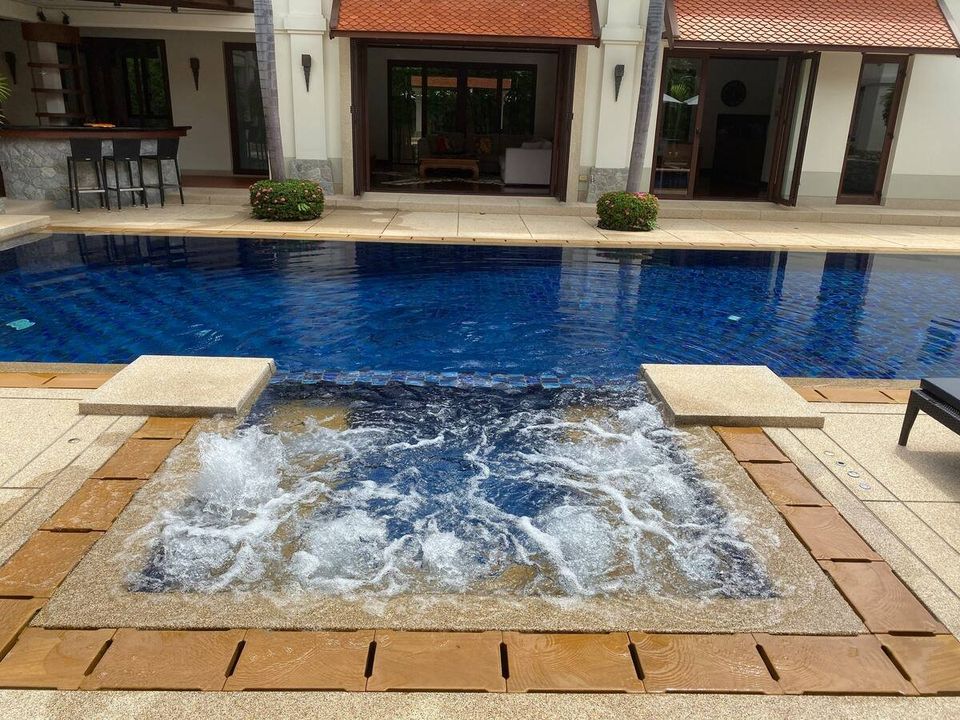 Century 21 Thailand Property - Luxury Thai Style Pool Villa 6 Bedrooms ...