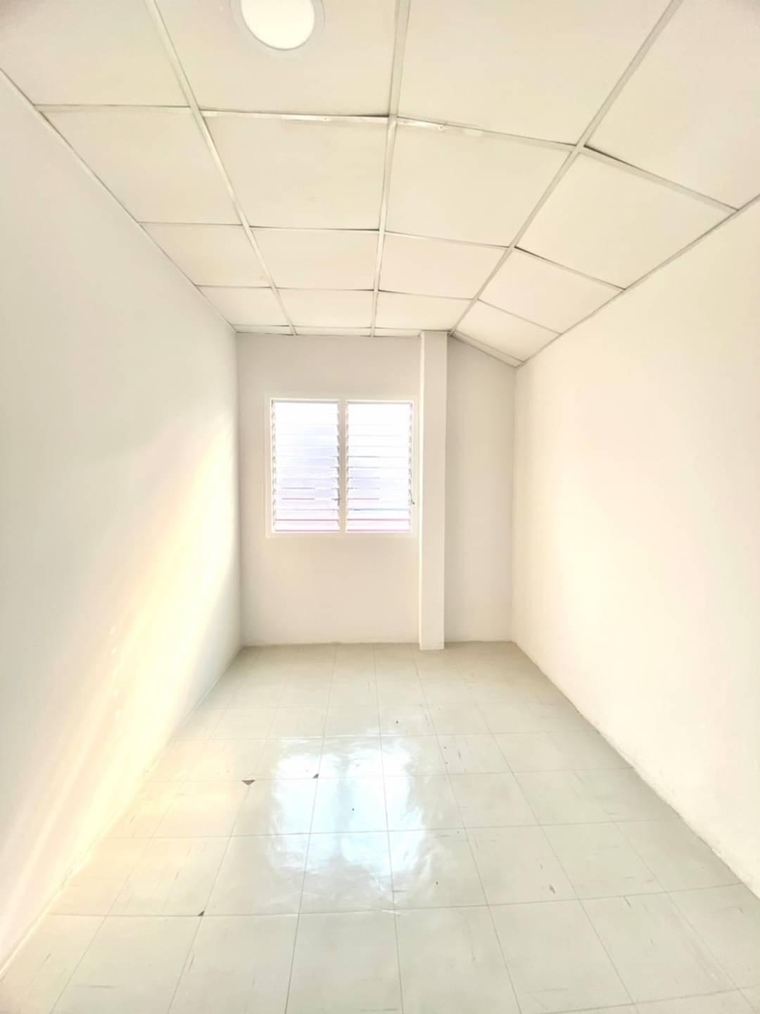 Century 21 Thailand Property - Renovated House for SALE at Eua Arthron