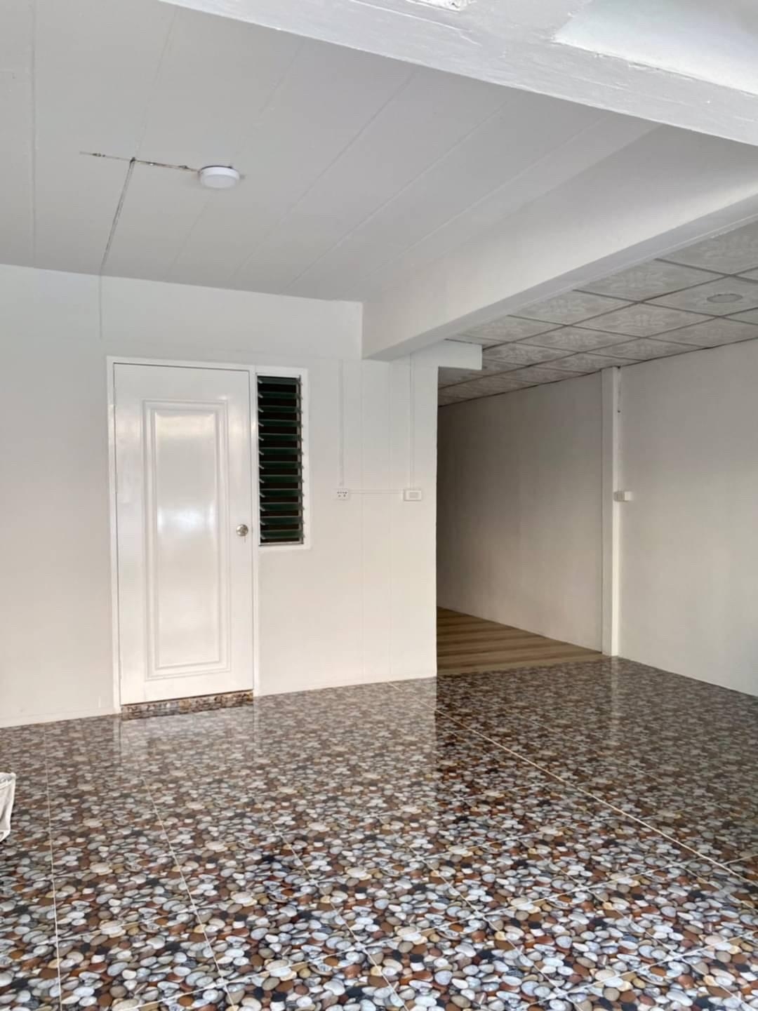 Century 21 Thailand Property - Renovated House for SALE at Eua Arthron