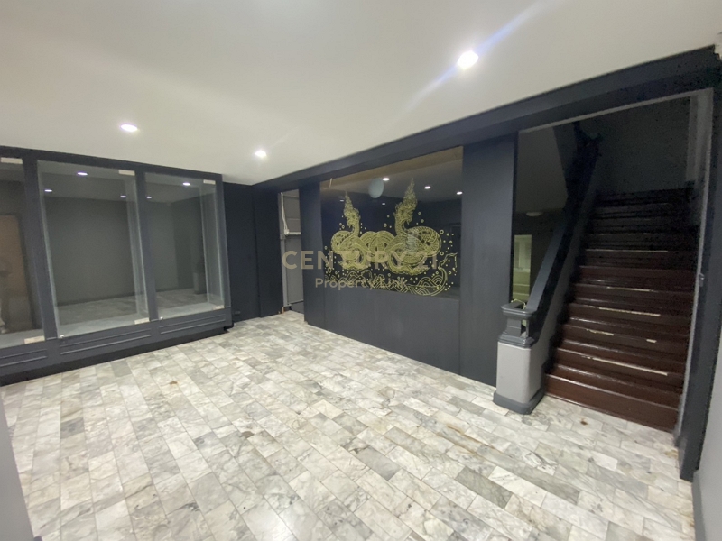 Century 21 Thailand Property - 3-storey house in Soi Rama 9 Soi 19 ...