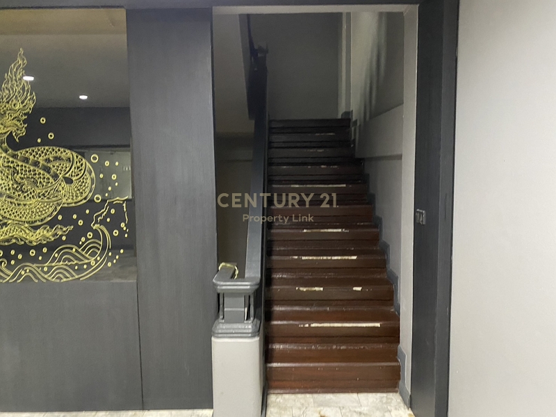 Century 21 Thailand Property - 3-storey house in Soi Rama 9 Soi 19 ...