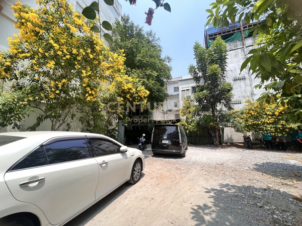 Century 21 Thailand Property - Commercial building for rent, 3.5 floors ...